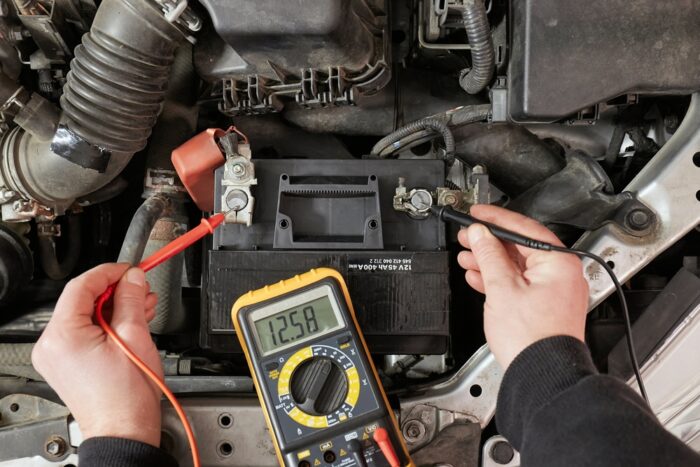 How to Use a Multimeter in Your Car - ULTRICS